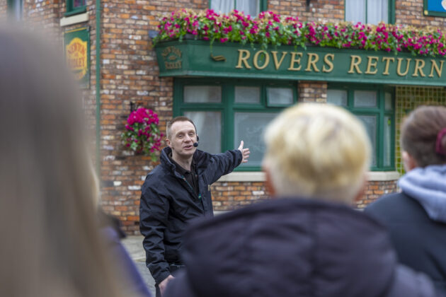 Dream job for Corrie fans as vacancies open on famous cobbles - About ...